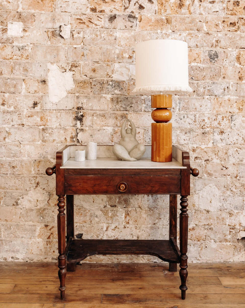 Louise, la coiffeuse en marbre N°57 | Greenweez